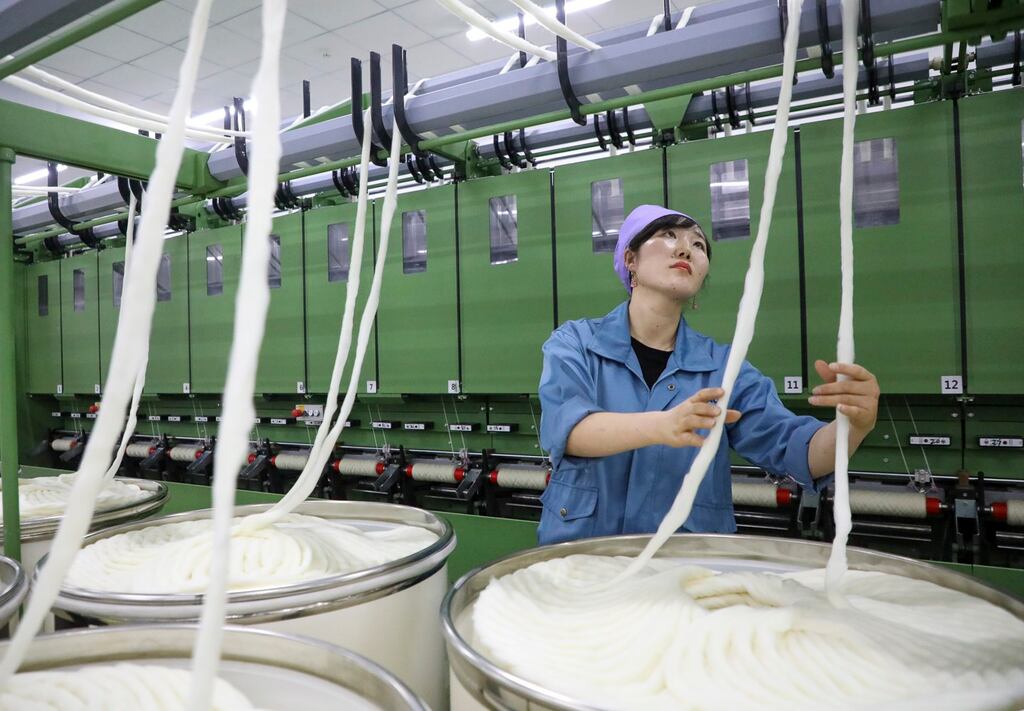 China's workers complain of being 'beasts of burden' – Radio Free Asia