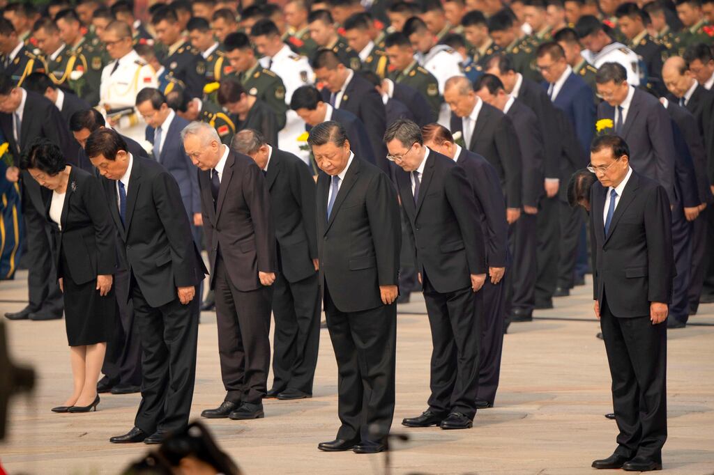 China's top leadership pays respects to heroes of revolution amid ...