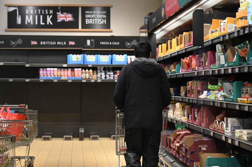 持BNO赴英將毋須再申ETA釋囚受惠 在英港人：努力終令政府撥亂反正 – RFA 自由亞洲電台粵語部