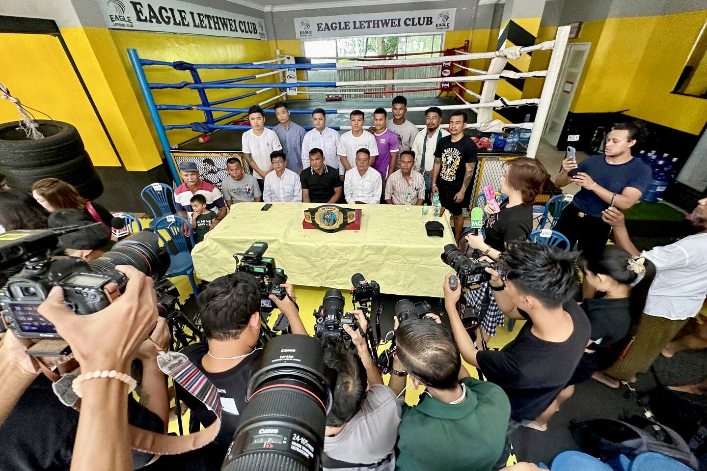Myanmar boxing champ sells title belt to raise money for flood victims ...