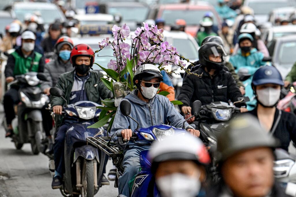 Vietnam to ban gas-powered motorbikes in central Hanoi next year ...
