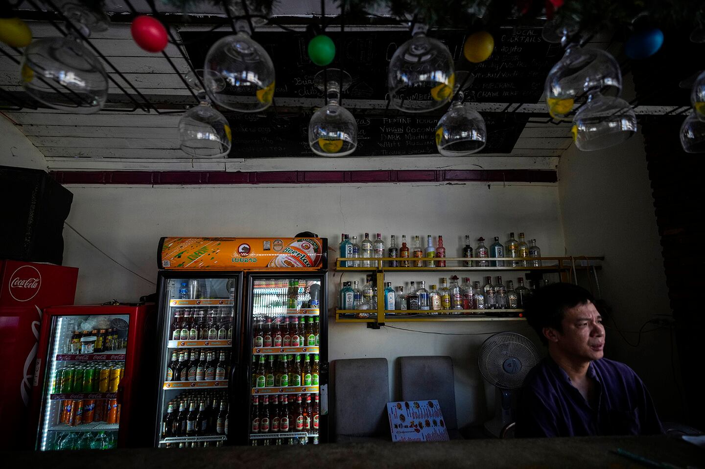 2 dead, 10 ill from apparent alcohol poisoning in Lao tourist town Vang ...