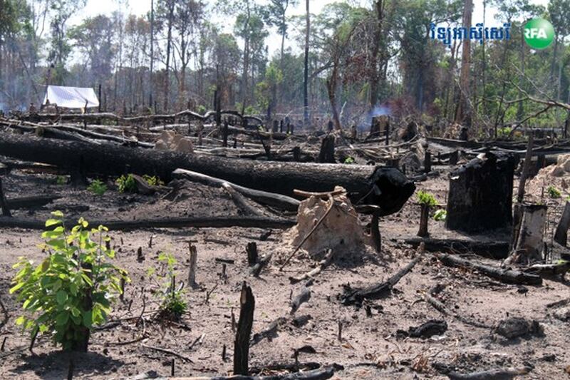 ឯកអគ្គរដ្ឋទូត អាមេរិក នឹងធ្វើ សន្និសីទ សារព័ត៌មាន ពី ព្រៃ ឡង់ នៅក្រោយ ចូលឆ្នាំ – វិទ្យុអាស៊ីសេរី